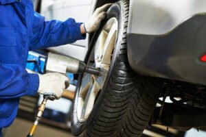Will AAA Replace a Tire? Guide to AAA Roadside Assistance Services ...